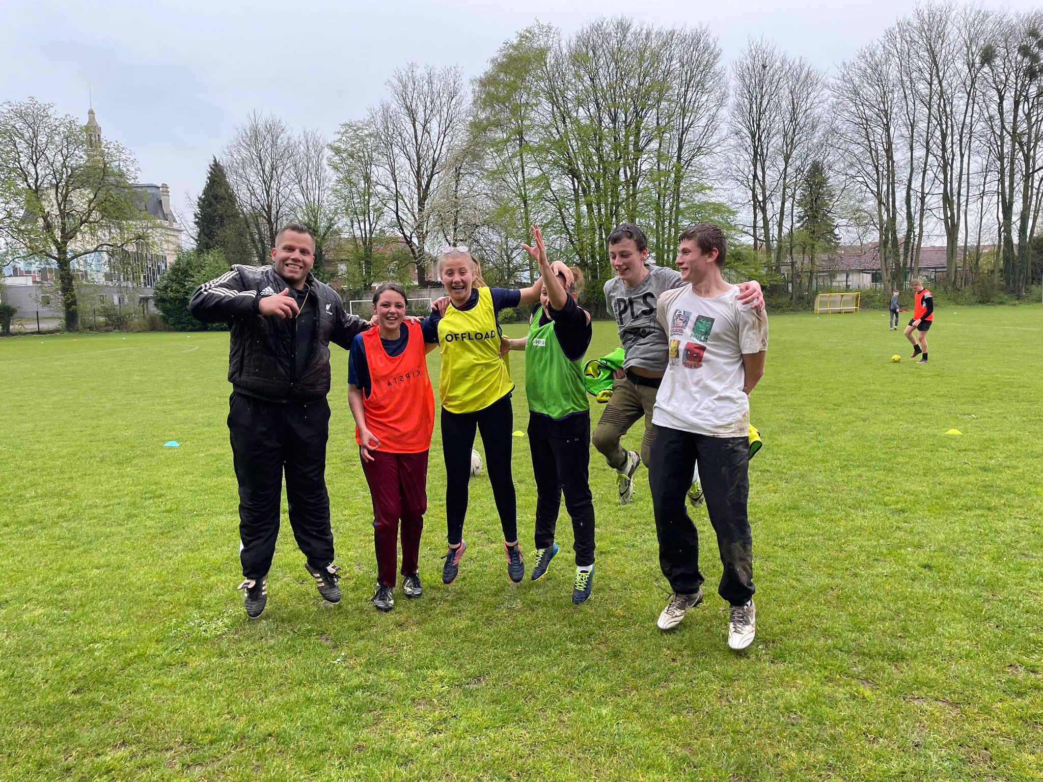 Impact Oval – L'insertion par le Rugby